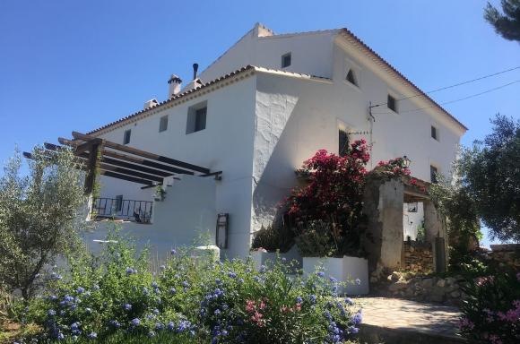 El Chive (Almería): Qué ver y dónde dormir