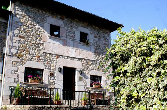 Parres (Asturias): Qué ver y dónde dormir