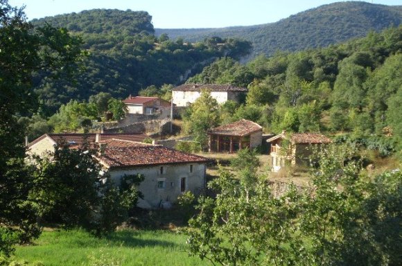 Quintanilla Valdebodres (Burgos): Qué ver y dónde dormir