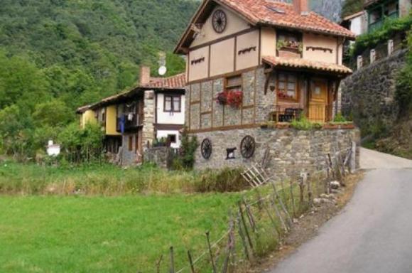 Mogrovejo (Cantabria): Qué ver y dónde dormir