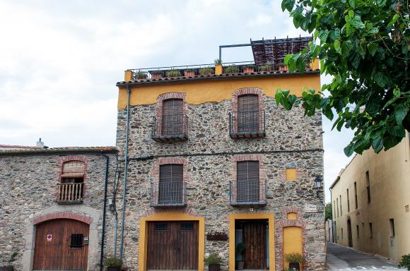 Garriguella (Girona): Qué ver y dónde dormir