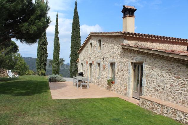 Can Pruna - Casa rural en Riells i Viabrea (Girona)