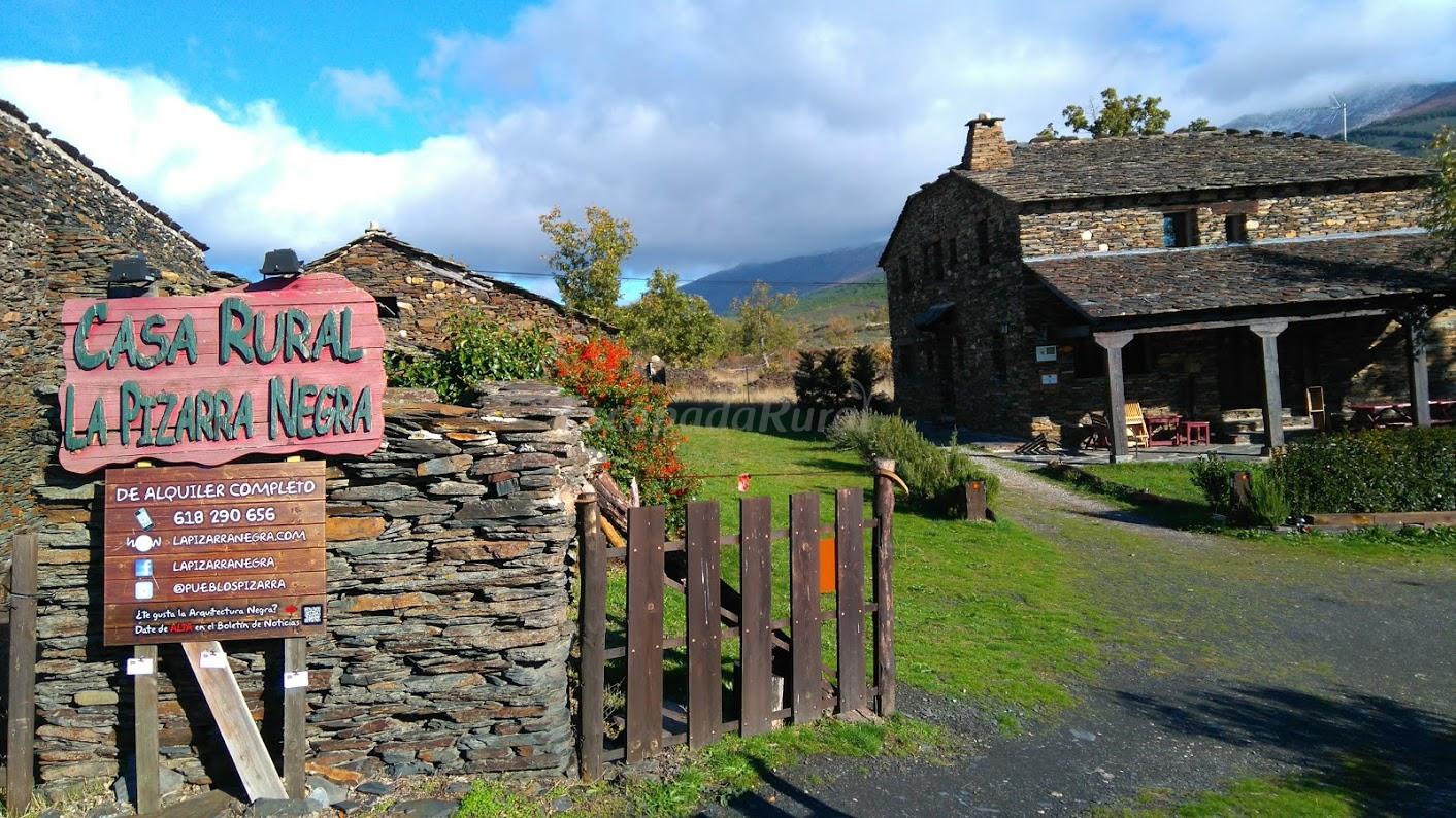Fotos de La Pizarra Negra - Casa rural en Campillejo (Guadalajara)