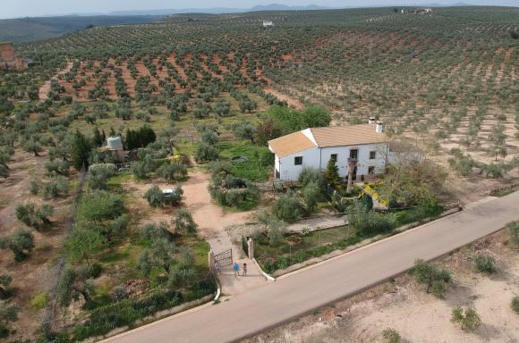 Lopera (Jaén): Qué ver y dónde dormir