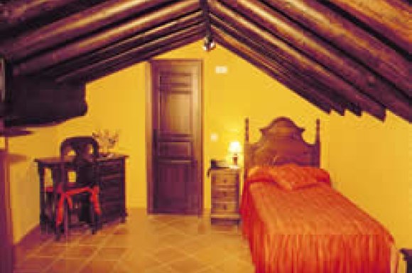 El Burgo (Málaga): Qué ver y dónde dormir