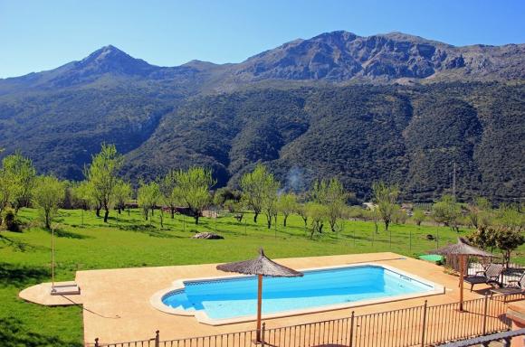 Atajate (Málaga): Qué ver y dónde dormir