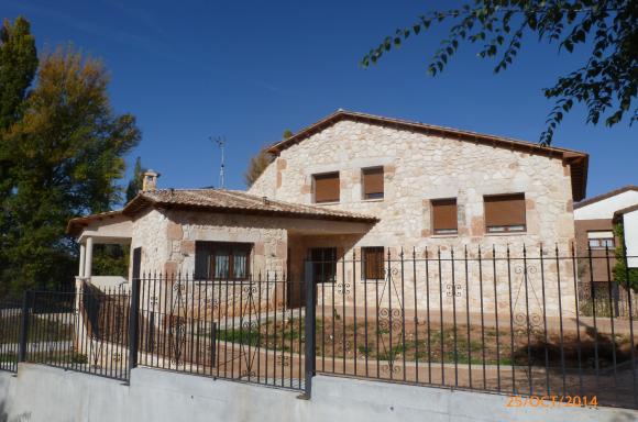 Moradillo de Roa (Burgos): Qué ver y dónde dormir