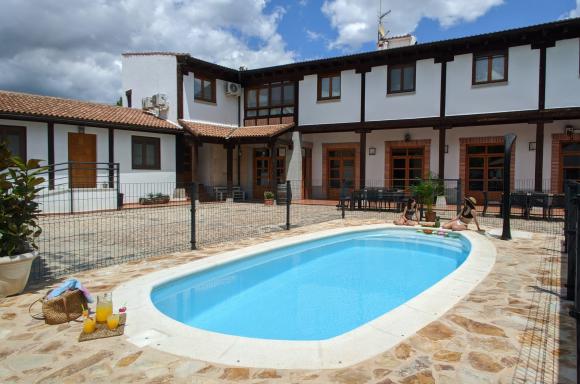 Coca (Segovia): Qué ver y dónde dormir